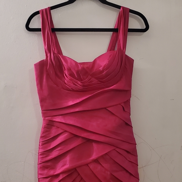 Morrell Maxie | Dresses | Morrell Maxie Hot Pink Runched Midi Dress 2 ...